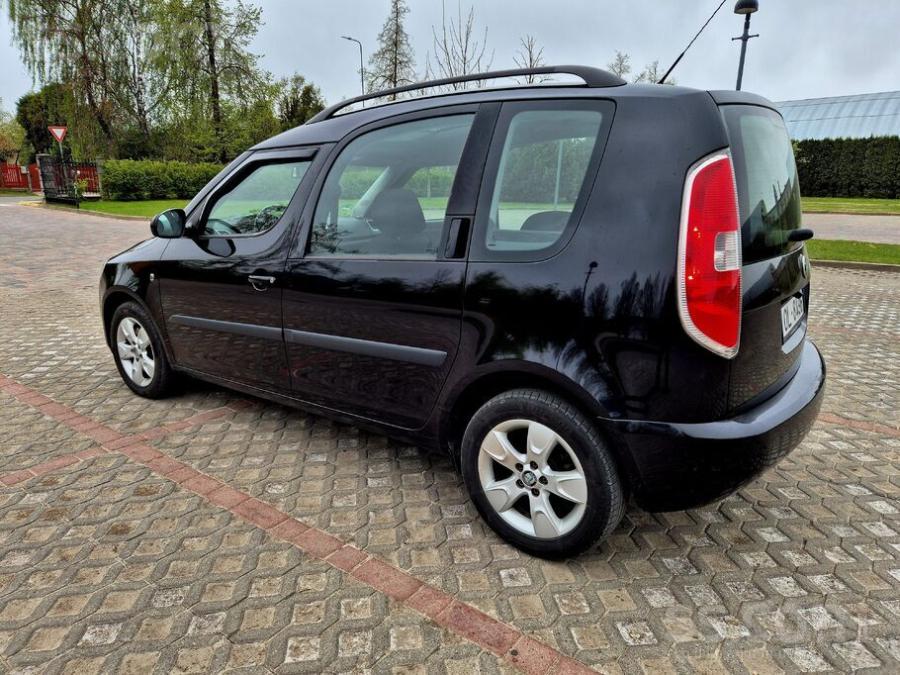 Melns Skoda Roomster 2008 Jelgava, ar dzinēja tilpumu 1.90 L un nobraukumu 287 tūkst. km par 3650 €, foto 8 vietnē AUTOMOTO.COM.LV