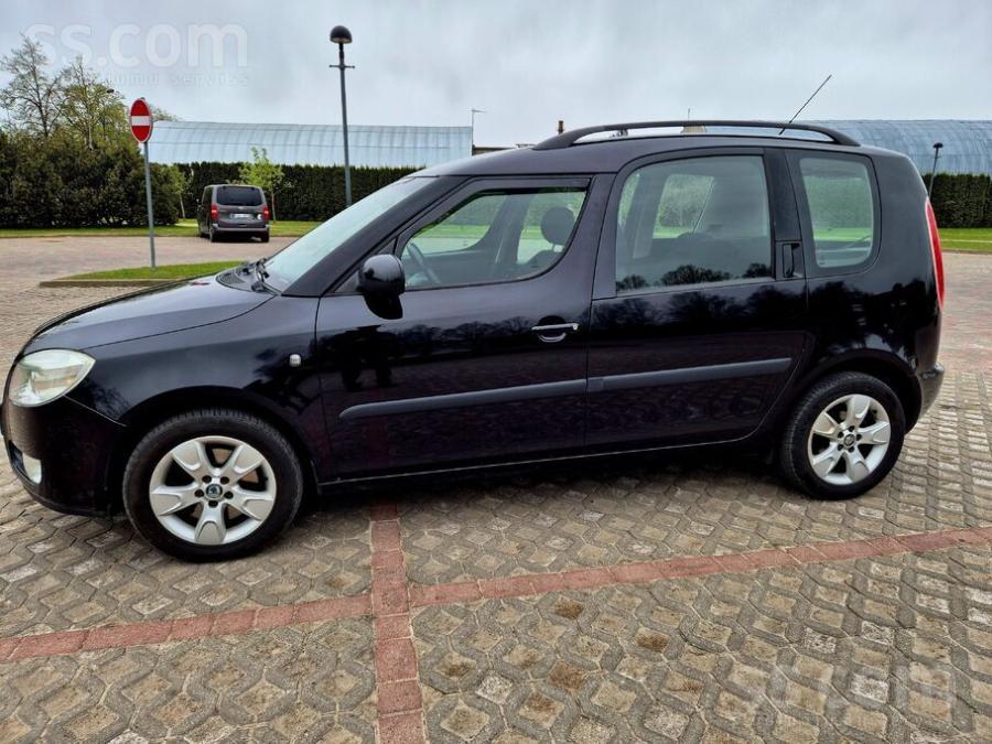 Melns Skoda Roomster 2008 Jelgava, ar dzinēja tilpumu 1.90 L un nobraukumu 287 tūkst. km par 3650 €, foto 9 vietnē AUTOMOTO.COM.LV