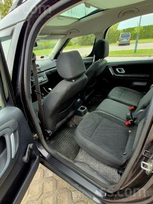 Melns Skoda Roomster 2008 Jelgava, ar dzinēja tilpumu 1.90 L un nobraukumu 287 tūkst. km par 3650 €, foto 14 vietnē AUTOMOTO.COM.LV