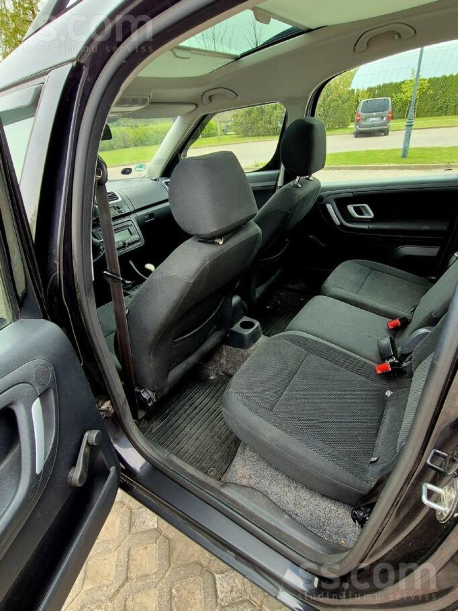 Melns Skoda Roomster 2008 Jelgava, ar dzinēja tilpumu 1.90 L un nobraukumu 287 tūkst. km par 3650 €, foto 14 vietnē AUTOMOTO.COM.LV