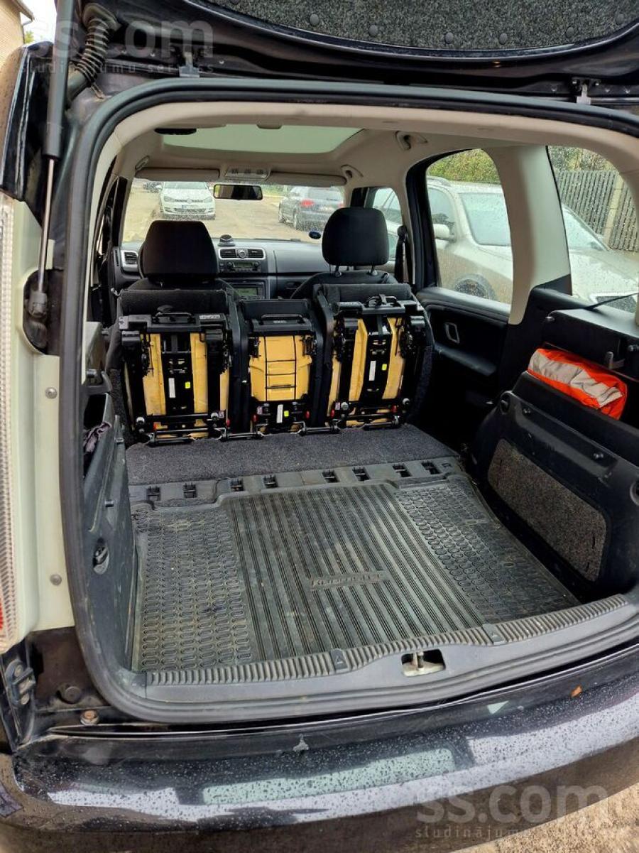 Melns Skoda Roomster 2008 Jelgava, ar dzinēja tilpumu 1.90 L un nobraukumu 287 tūkst. km par 3650 €, foto 16 vietnē AUTOMOTO.COM.LV