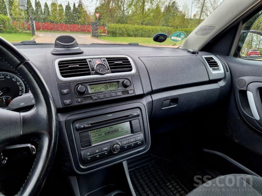 Melns Skoda Roomster 2008 Jelgava, ar dzinēja tilpumu 1.90 L un nobraukumu 287 tūkst. km par 3650 €, foto 21 vietnē AUTOMOTO.COM.LV