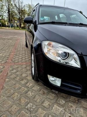 Melns Skoda Roomster 2008 Jelgava, ar dzinēja tilpumu 1.90 L un nobraukumu 287 tūkst. km par 3650 €, foto 33 vietnē AUTOMOTO.COM.LV