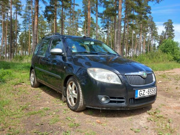 Melns Skoda Roomster 2008 Talsi, ar dzinēja tilpumu 1.40 L un nobraukumu 318 tūkst. km par 570 €, foto 1 vietnē AUTOMOTO.COM.LV
