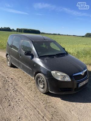 Melns Skoda Roomster 2006 Utena, ar dzinēja tilpumu 1.90 L un nobraukumu 617 tūkst. km par 650 €, foto  vietnē AUTOMOTO.COM.LV