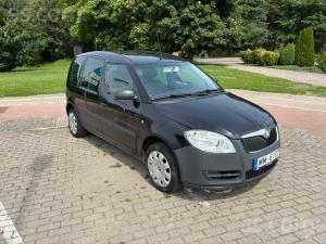 Melns Skoda Roomster 2007 Liepāja, ar dzinēja tilpumu 1.40 L un nobraukumu 303 tūkst. km par 1600 €, foto  vietnē AUTOMOTO.COM.LV