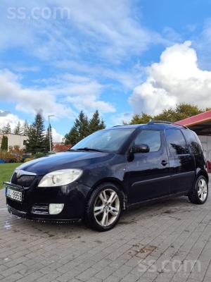 Шкода Румстер 2007 в Талси на AUTOMOTO.COM.LV Черный Шкода Румстер 2007 в Талси, объемом двигателя 1.90 л и пробегом 399 тыс. км за 2500 €, фото 1 на AUTOMOTO.COM.LV