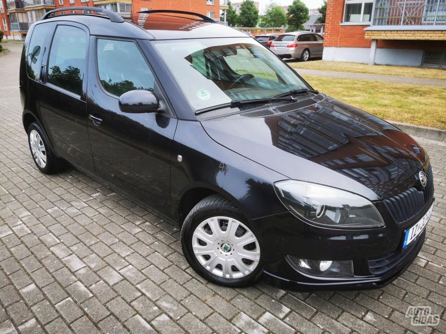 Melns Skoda Roomster 2014 Klaipėda, ar dzinēja tilpumu 1.60 L un nobraukumu 203 tūkst. km par 3990 €, foto 4 vietnē AUTOMOTO.COM.LV