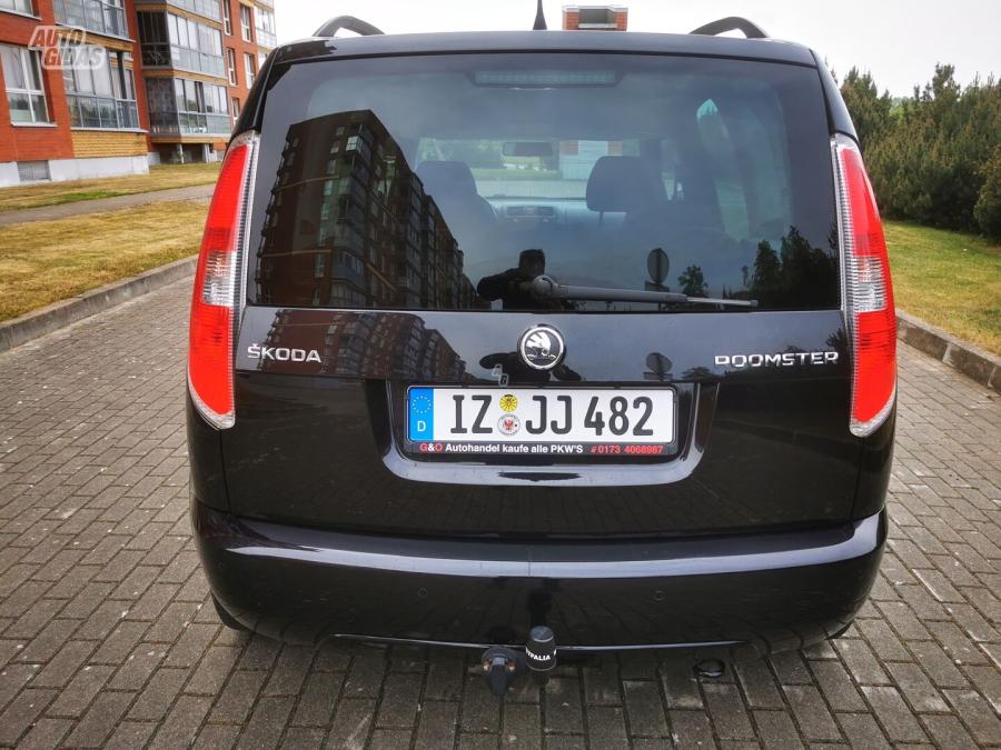 Melns Skoda Roomster 2014 Klaipėda, ar dzinēja tilpumu 1.60 L un nobraukumu 203 tūkst. km par 3990 €, foto 6 vietnē AUTOMOTO.COM.LV