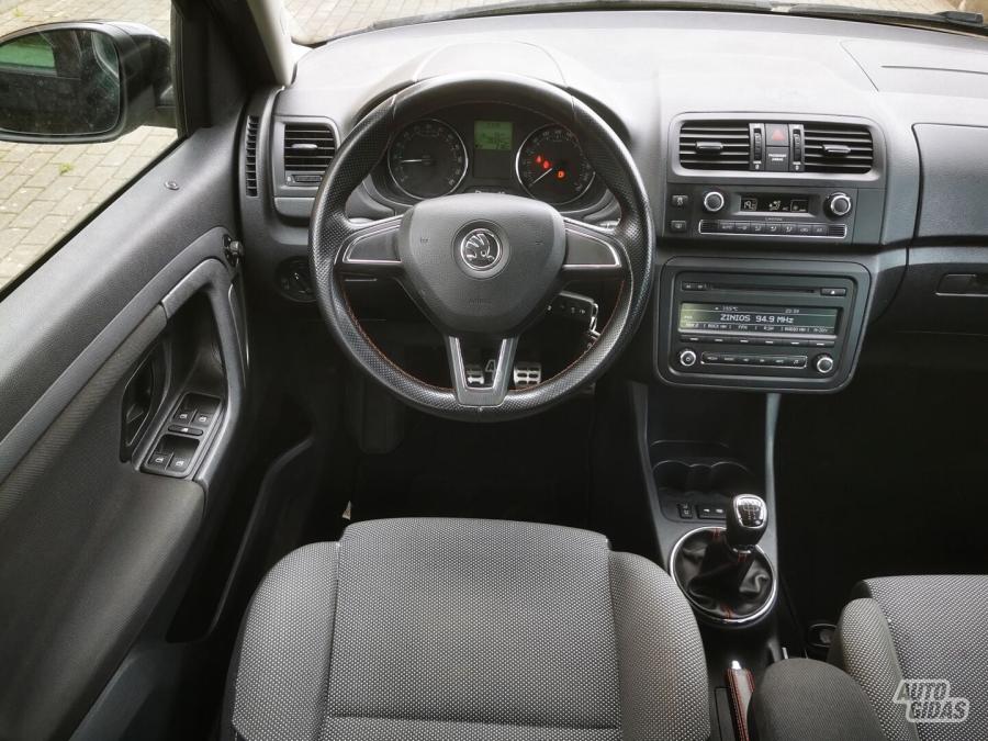 Melns Skoda Roomster 2014 Klaipėda, ar dzinēja tilpumu 1.60 L un nobraukumu 203 tūkst. km par 3990 €, foto 25 vietnē AUTOMOTO.COM.LV