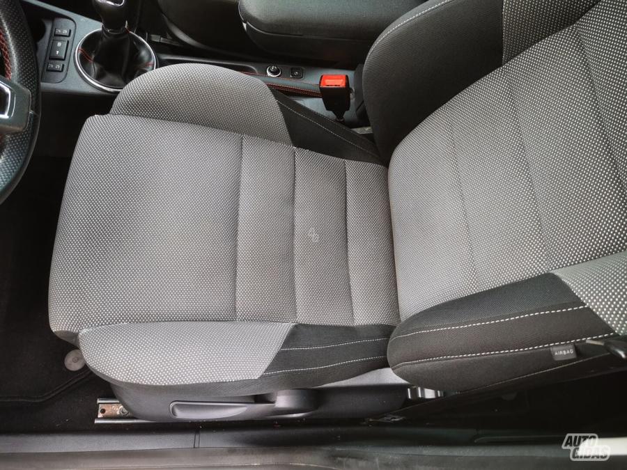 Melns Skoda Roomster 2014 Klaipėda, ar dzinēja tilpumu 1.60 L un nobraukumu 203 tūkst. km par 3990 €, foto 28 vietnē AUTOMOTO.COM.LV