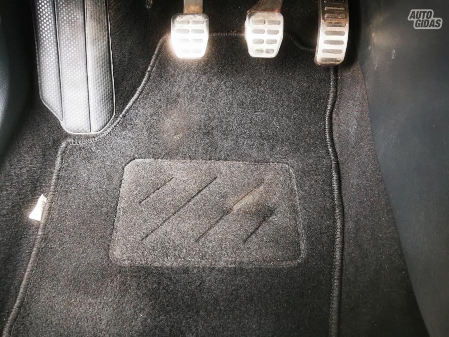 Melns Skoda Roomster 2014 Klaipėda, ar dzinēja tilpumu 1.60 L un nobraukumu 203 tūkst. km par 3990 €, foto 32 vietnē AUTOMOTO.COM.LV