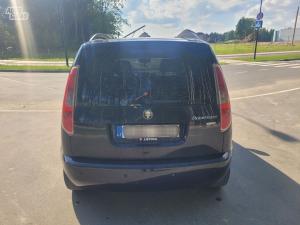 Melns Skoda Roomster 2008 Viļņa, ar dzinēja tilpumu 1.40 L un nobraukumu 286 tūkst. km par 1650 €, foto 6 vietnē AUTOMOTO.COM.LV