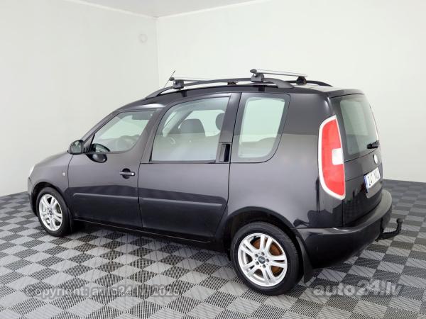 Melns Skoda Roomster 2008 Tallina, ar dzinēja tilpumu 1.40 L un nobraukumu 283 tūkst. km par 1199 €, foto 4 vietnē AUTOMOTO.COM.LV