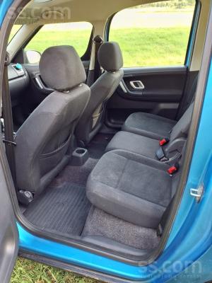 Zils Skoda Roomster 2007 Rīga, ar dzinēja tilpumu 1.60 L un nobraukumu 220 tūkst. km par 1350 €, foto 9 vietnē AUTOMOTO.COM.LV