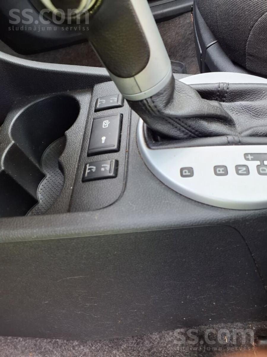 Zils Skoda Roomster 2007 Rīga, ar dzinēja tilpumu 1.60 L un nobraukumu 220 tūkst. km par 1350 €, foto 11 vietnē AUTOMOTO.COM.LV