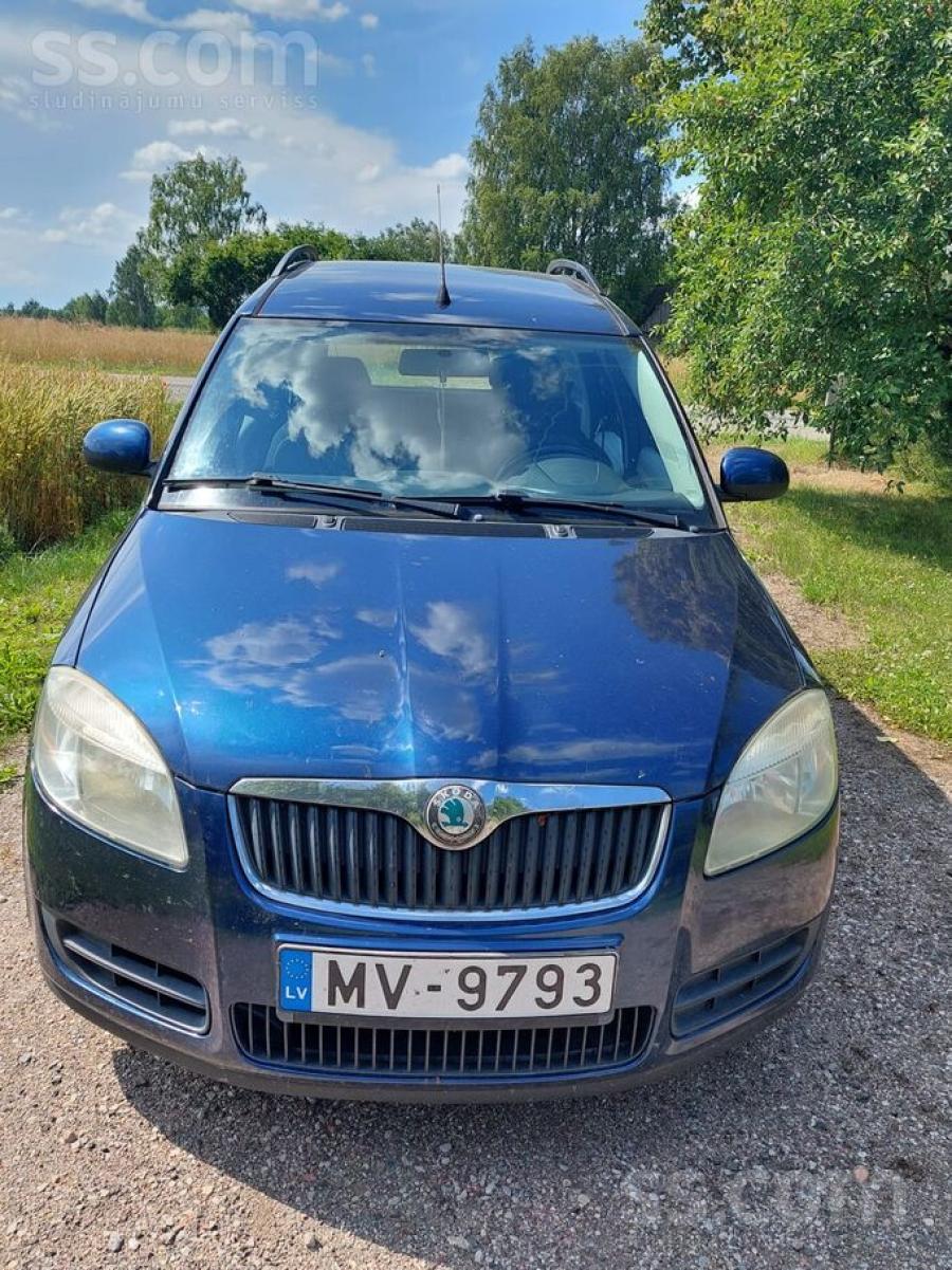 Zils Skoda Roomster 2008 Saldus, ar dzinēja tilpumu 1.90 L un nobraukumu 207 tūkst. km par 2400 €, foto 1 vietnē AUTOMOTO.COM.LV