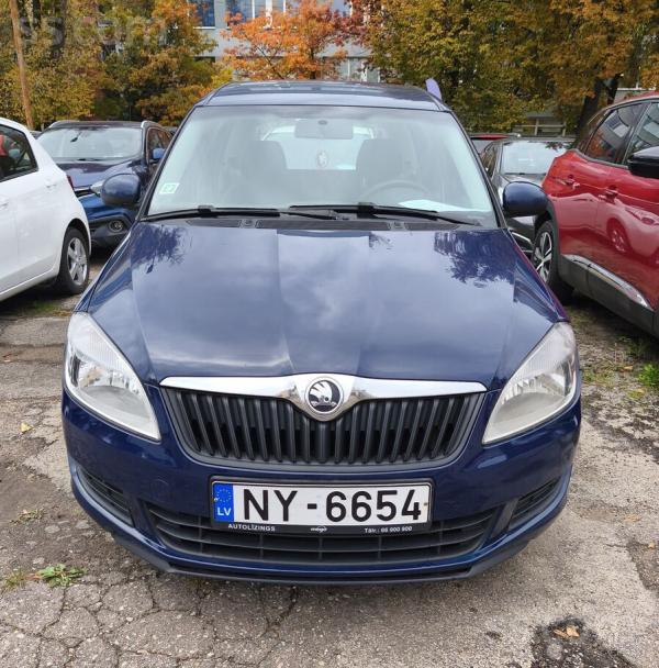 Blue Skoda Roomster 2015 in Jelgava, with an engine capacity of 1.40 L and mileage of 0 thousand km for 1990 €, photo 5 on AUTOMOTO.COM.LV