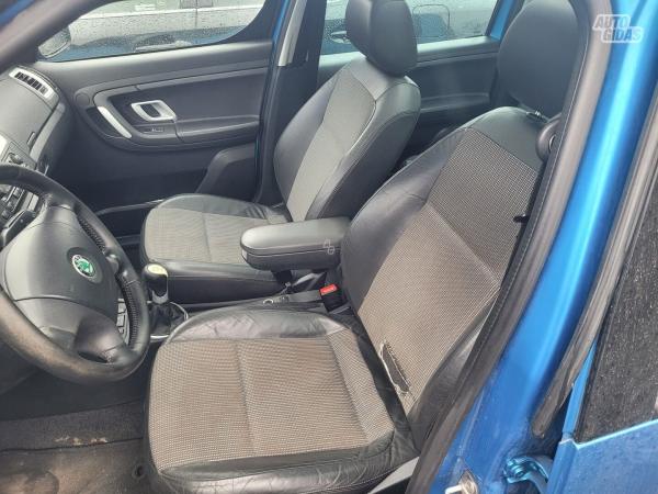 Zils Skoda Roomster 2007 Viļņa, ar dzinēja tilpumu 1.40 L un nobraukumu 300 tūkst. km par 850 €, foto 8 vietnē AUTOMOTO.COM.LV
