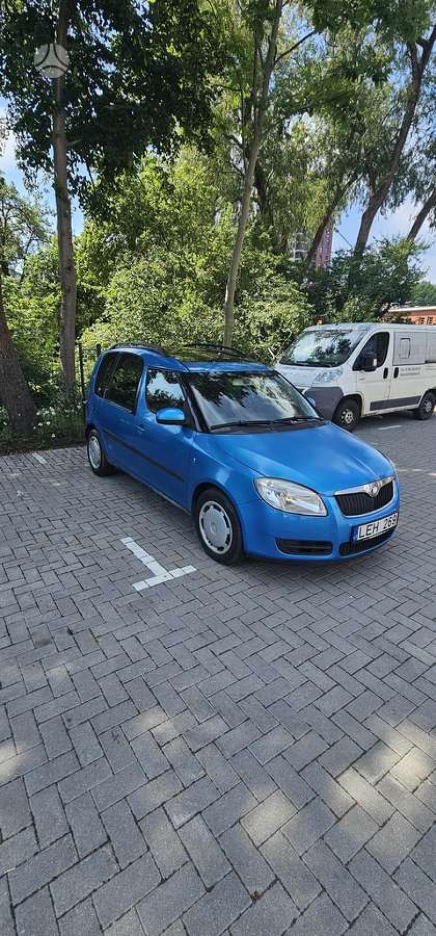Zils Skoda Roomster 2007 Klaipėda, ar dzinēja tilpumu 1.90 L un nobraukumu 449 tūkst. km par 900 €, foto 4 vietnē AUTOMOTO.COM.LV