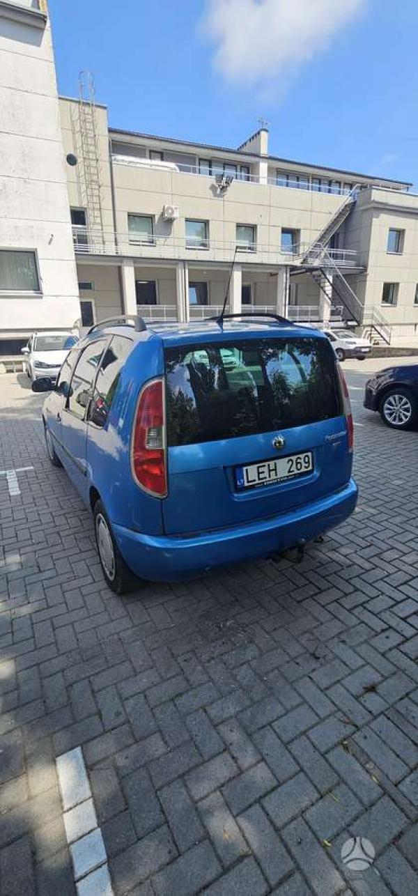 Zils Skoda Roomster 2007 Klaipėda, ar dzinēja tilpumu 1.90 L un nobraukumu 449 tūkst. km par 900 €, foto 4 vietnē AUTOMOTO.COM.LV