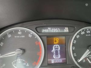 Zils Skoda Roomster 2007 Šauļi, ar dzinēja tilpumu 1.60 L un nobraukumu 245 tūkst. km par 1300 €, foto 9 vietnē AUTOMOTO.COM.LV