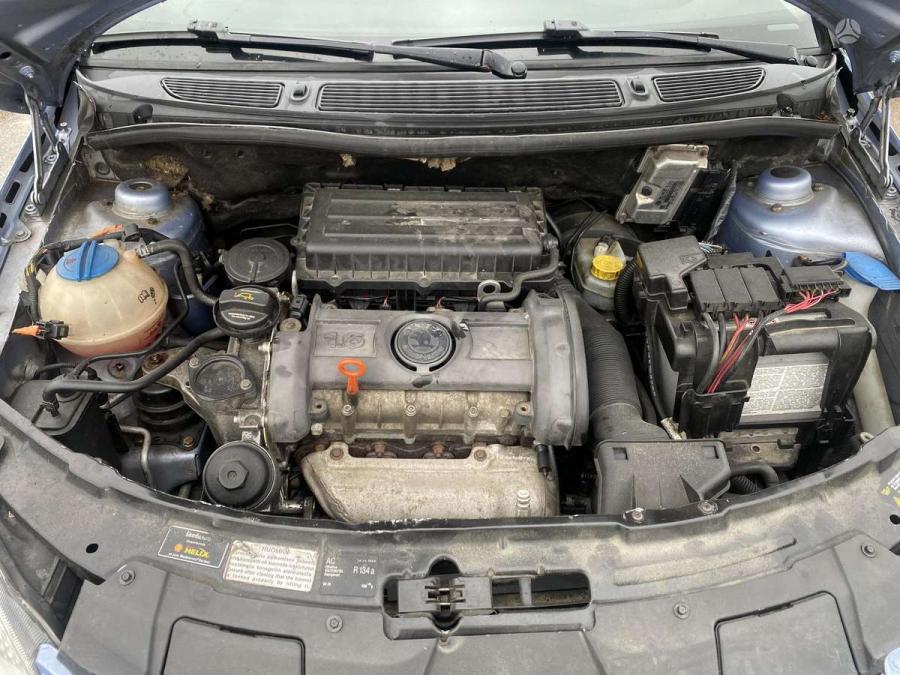 Zils Skoda Roomster 2007 Šauļi, ar dzinēja tilpumu 1.60 L un nobraukumu 245 tūkst. km par 1300 €, foto 10 vietnē AUTOMOTO.COM.LV