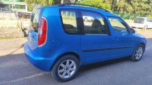 Zils Skoda Roomster 2007 Viļņa, ar dzinēja tilpumu 1.39 L un nobraukumu 290 tūkst. km par 1550 €, foto 5 vietnē AUTOMOTO.COM.LV