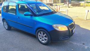 Zils Skoda Roomster 2007 Viļņa, ar dzinēja tilpumu 1.39 L un nobraukumu 290 tūkst. km par 1550 €, foto 6 vietnē AUTOMOTO.COM.LV