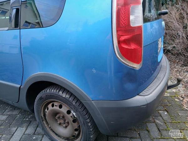 Blue Skoda Roomster 2008 in Kaisiadorys, with an engine capacity of 1.90 L and mileage of 265 thousand km for 2250 €, photo 6 on AUTOMOTO.COM.LV