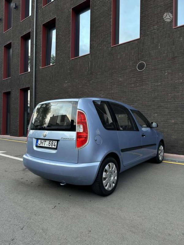 Zils Skoda Roomster 2008 Klaipėda, ar dzinēja tilpumu 1.42 L un nobraukumu 200 tūkst. km par 1999 €, foto 7 vietnē AUTOMOTO.COM.LV