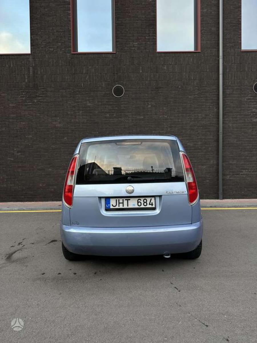 Zils Skoda Roomster 2008 Klaipėda, ar dzinēja tilpumu 1.42 L un nobraukumu 200 tūkst. km par 1999 €, foto 9 vietnē AUTOMOTO.COM.LV