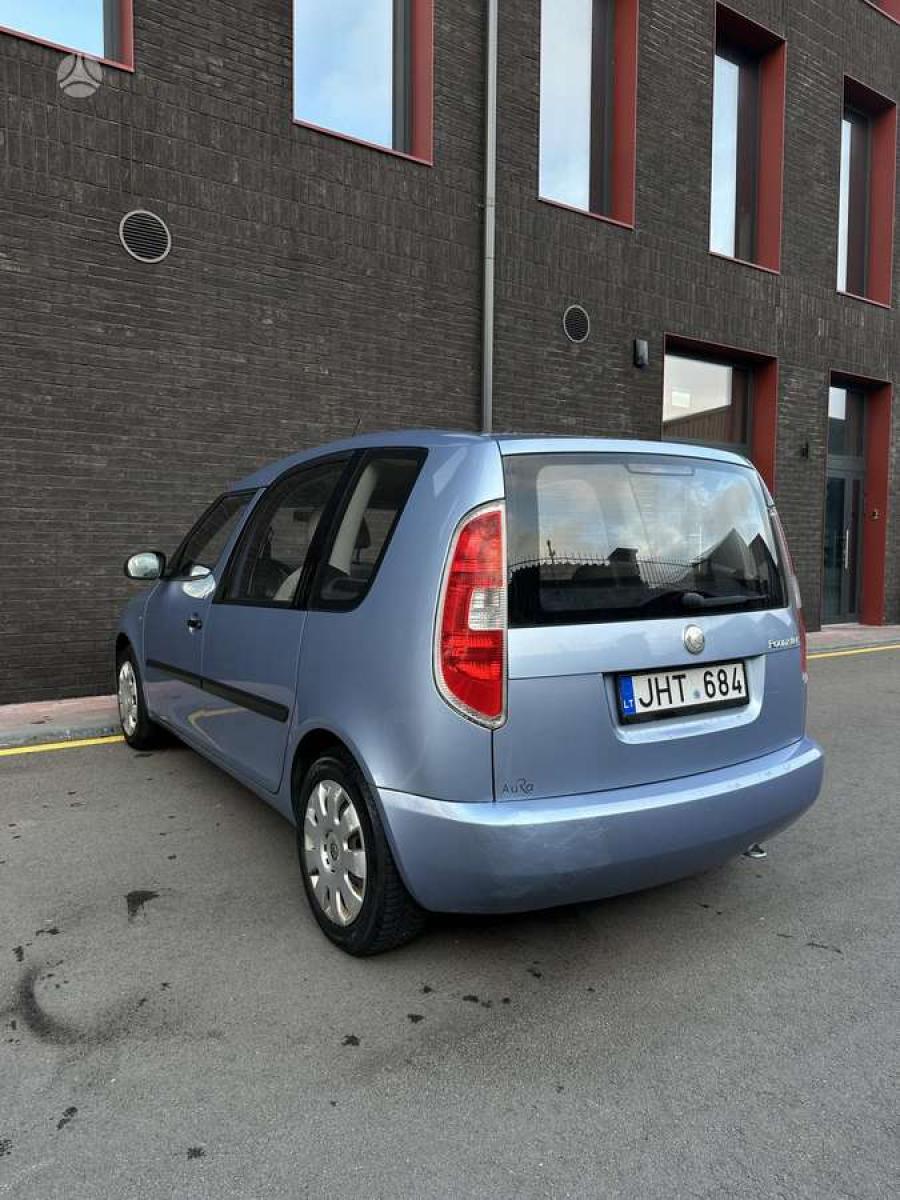Zils Skoda Roomster 2008 Klaipėda, ar dzinēja tilpumu 1.42 L un nobraukumu 200 tūkst. km par 1999 €, foto 14 vietnē AUTOMOTO.COM.LV