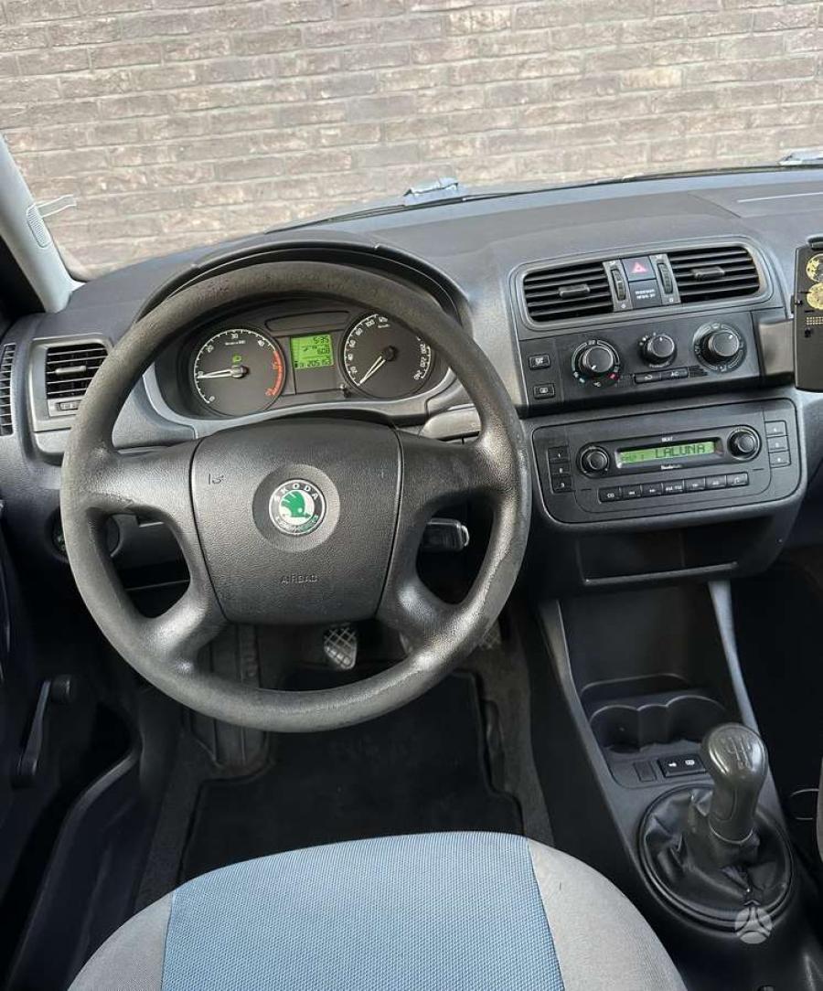Zils Skoda Roomster 2008 Klaipėda, ar dzinēja tilpumu 1.42 L un nobraukumu 200 tūkst. km par 1999 €, foto 20 vietnē AUTOMOTO.COM.LV
