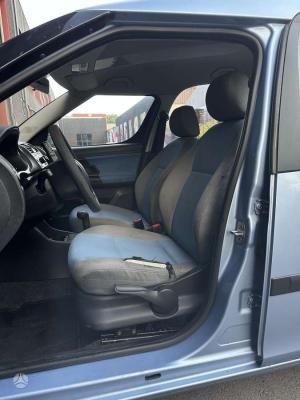 Zils Skoda Roomster 2008 Klaipėda, ar dzinēja tilpumu 1.42 L un nobraukumu 200 tūkst. km par 1999 €, foto 22 vietnē AUTOMOTO.COM.LV