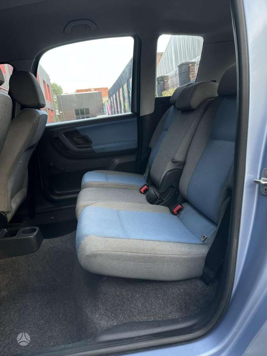 Zils Skoda Roomster 2008 Klaipėda, ar dzinēja tilpumu 1.42 L un nobraukumu 200 tūkst. km par 1999 €, foto 25 vietnē AUTOMOTO.COM.LV