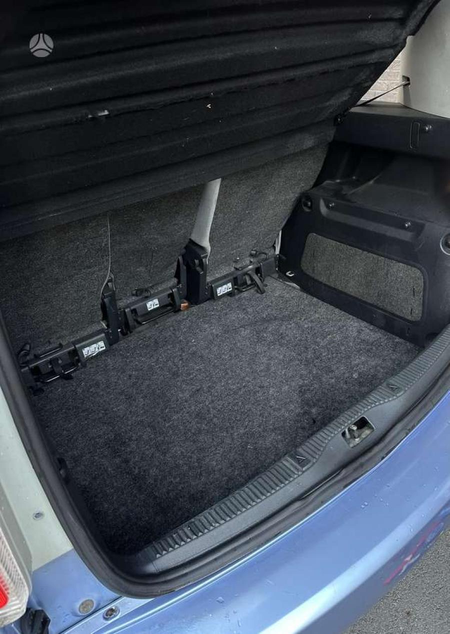 Zils Skoda Roomster 2008 Klaipėda, ar dzinēja tilpumu 1.42 L un nobraukumu 200 tūkst. km par 1999 €, foto 32 vietnē AUTOMOTO.COM.LV