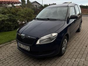 Blue Skoda Roomster 2011 in Riga, with an engine capacity of 1.60 L and mileage of 270 thousand km for 2200 €, photo  on AUTOMOTO.COM.LV