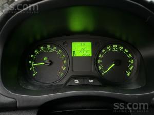 Blue Skoda Roomster 2011 in Riga, with an engine capacity of 1.60 L and mileage of 270 thousand km for 2200 €, photo 10 on AUTOMOTO.COM.LV