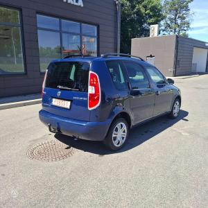 Zils Skoda Roomster 2013 Utena, ar dzinēja tilpumu 1.60 L un nobraukumu 243 tūkst. km par 2600 €, foto 5 vietnē AUTOMOTO.COM.LV