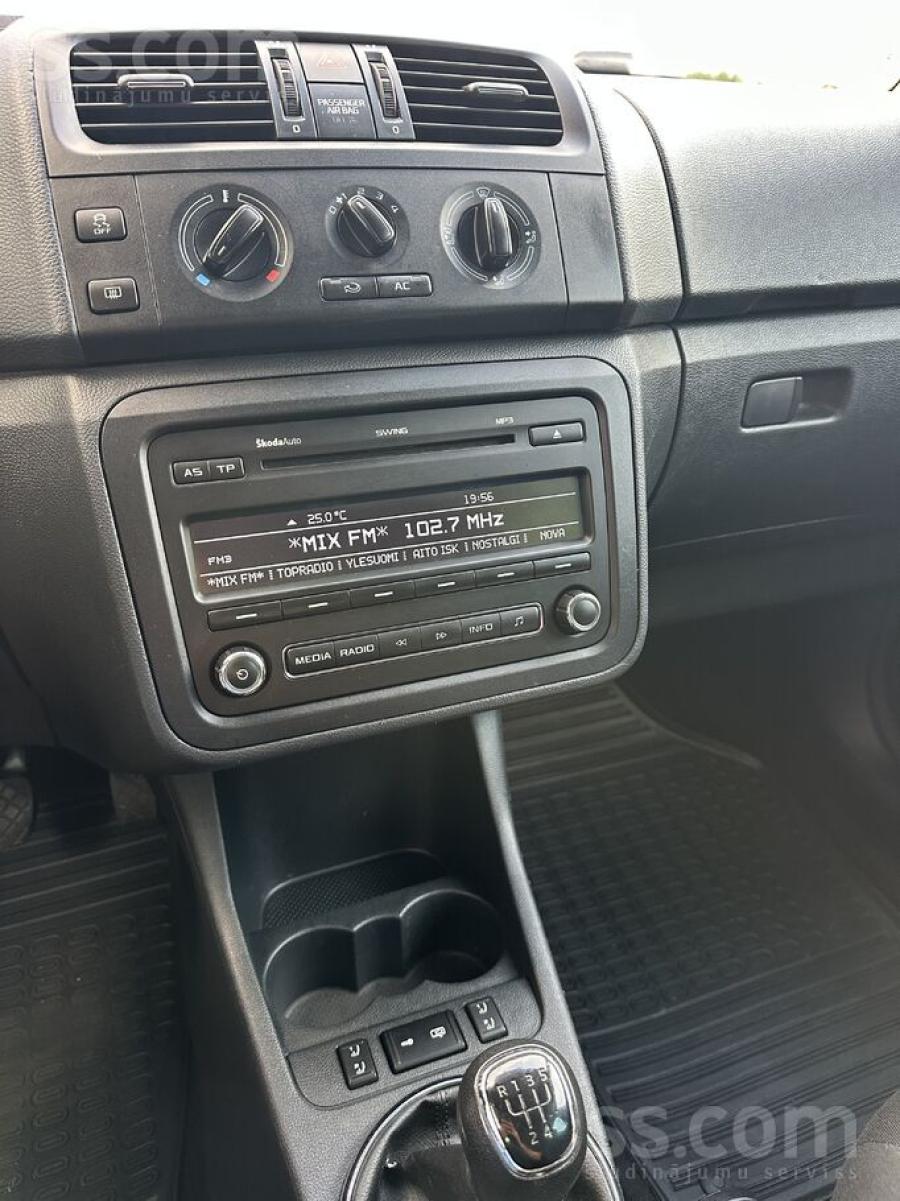 Zils Skoda Roomster 2013 Rīga, ar dzinēja tilpumu 1.60 L un nobraukumu 224 tūkst. km par 3400 €, foto 10 vietnē AUTOMOTO.COM.LV