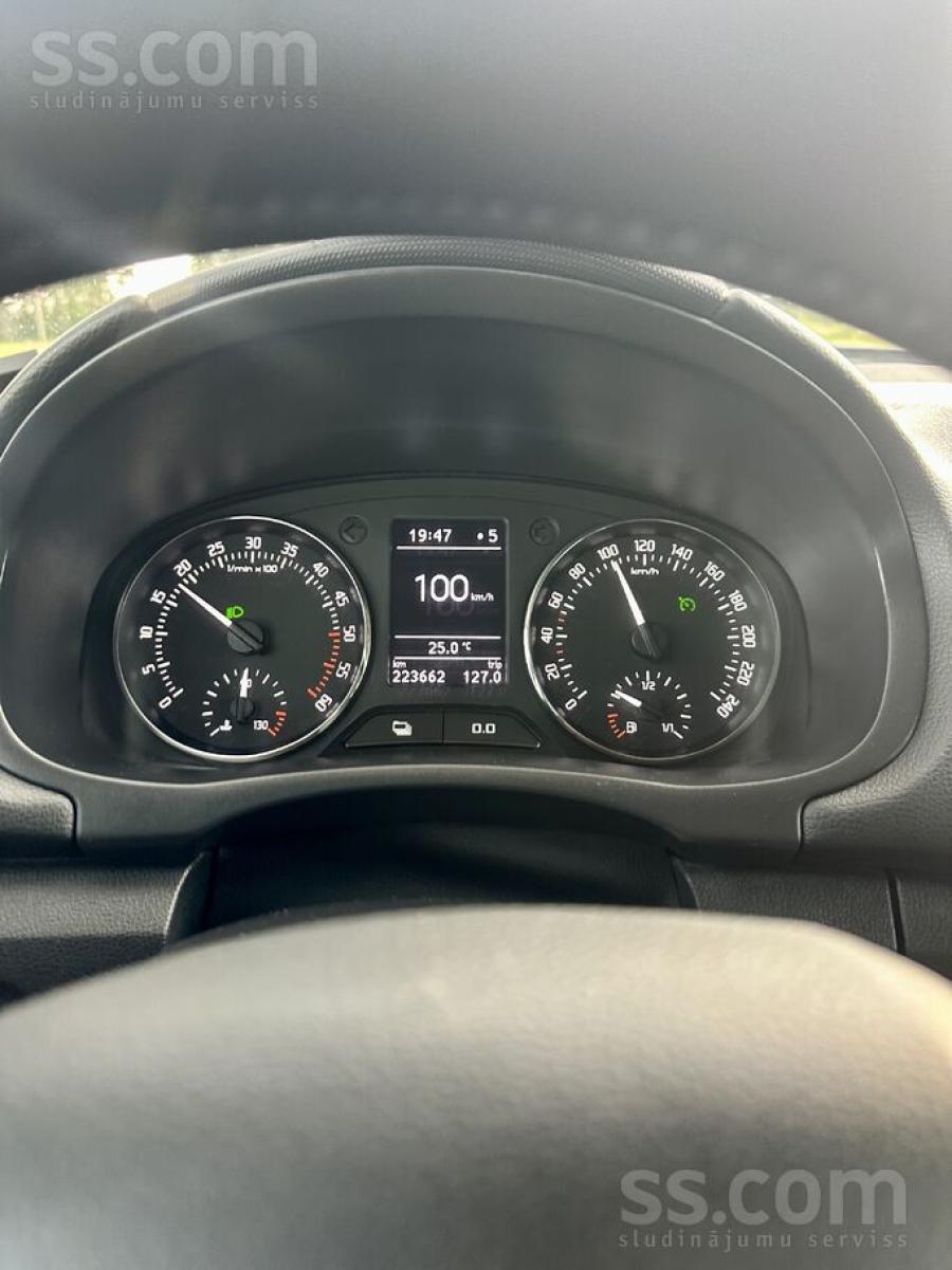 Zils Skoda Roomster 2013 Rīga, ar dzinēja tilpumu 1.60 L un nobraukumu 224 tūkst. km par 3400 €, foto 12 vietnē AUTOMOTO.COM.LV