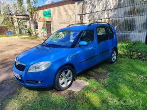 Zils Skoda Roomster 2010 Balvi, ar dzinēja tilpumu 1.40 L un nobraukumu 260 tūkst. km par 2200 €, foto 3 vietnē AUTOMOTO.COM.LV