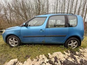 Zils Skoda Roomster 2006 Rīga, ar dzinēja tilpumu 1.60 L un nobraukumu 364 tūkst. km par 750 €, foto 6 vietnē AUTOMOTO.COM.LV