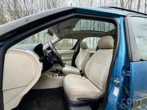 Zils Skoda Roomster 2006 Rīga, ar dzinēja tilpumu 1.60 L un nobraukumu 364 tūkst. km par 750 €, foto 10 vietnē AUTOMOTO.COM.LV