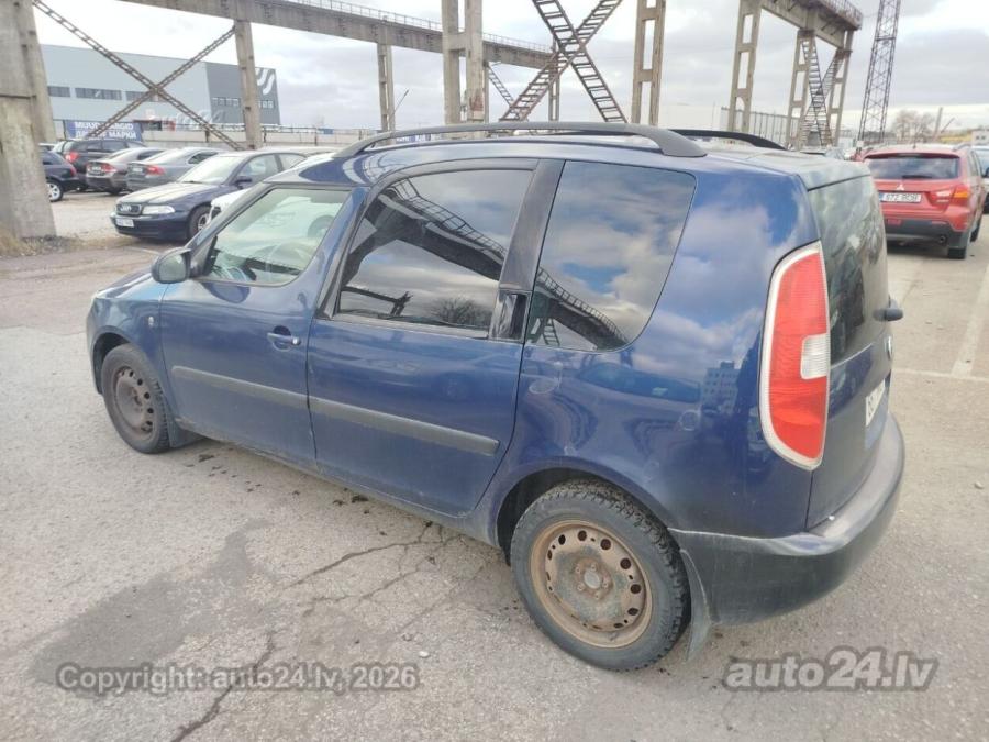 Zils Skoda Roomster 2007 Tallina, ar dzinēja tilpumu 1.20 L un nobraukumu 229 tūkst. km par 899 €, foto 4 vietnē AUTOMOTO.COM.LV