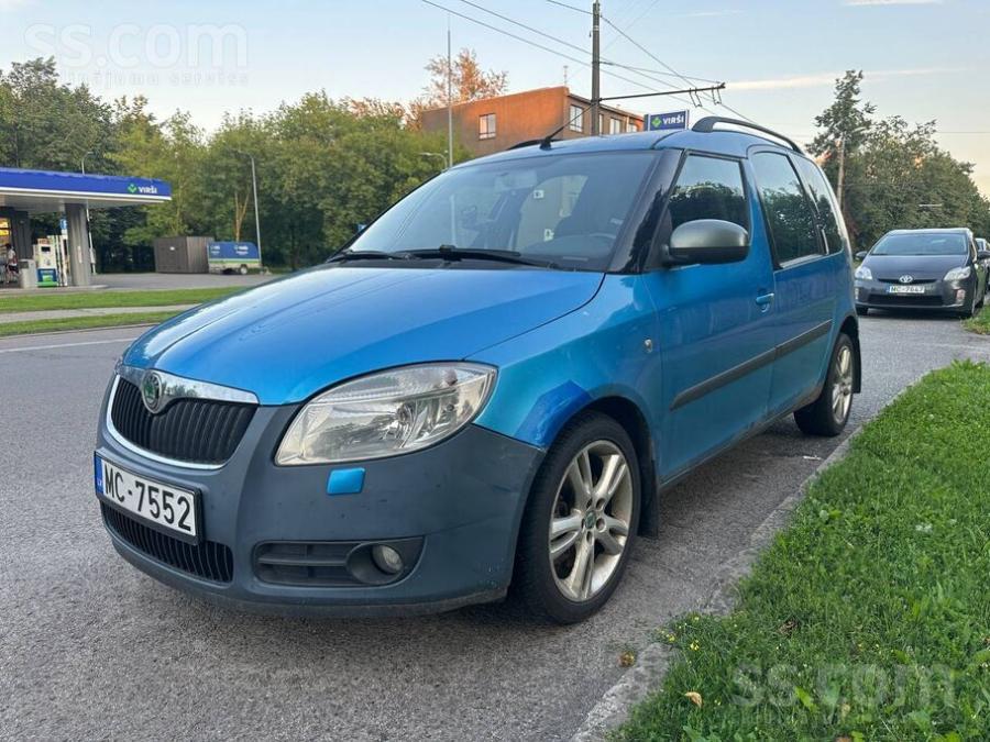 Zils Skoda Roomster 2007 Rīga, ar dzinēja tilpumu 1.90 L un nobraukumu 337 tūkst. km par 1500 €, foto 5 vietnē AUTOMOTO.COM.LV