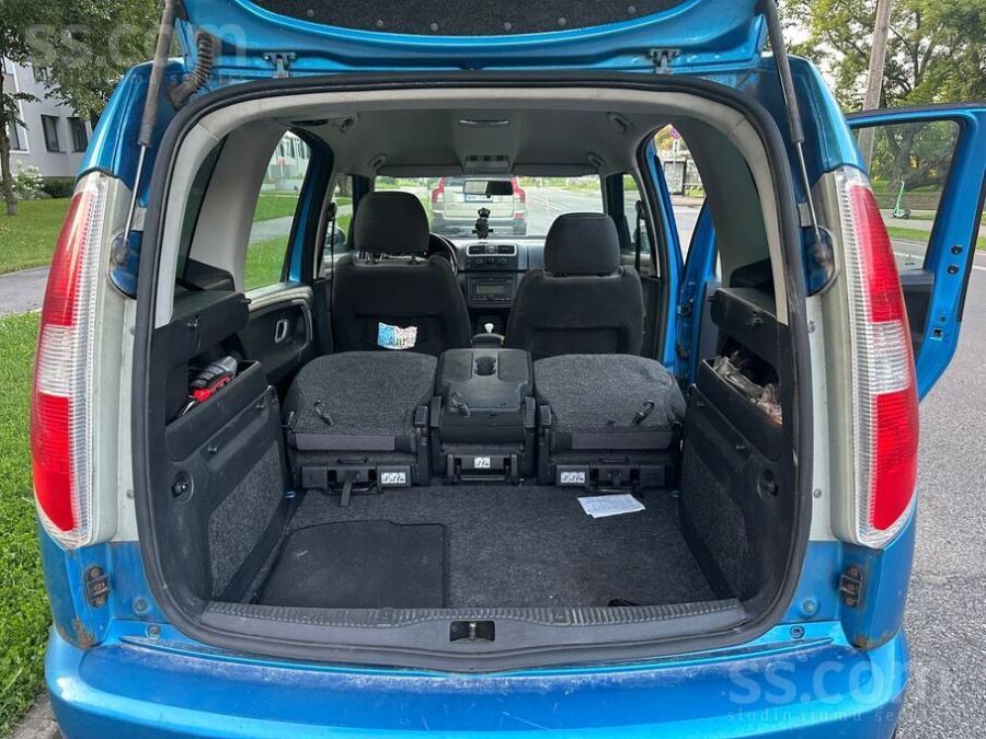 Zils Skoda Roomster 2007 Rīga, ar dzinēja tilpumu 1.90 L un nobraukumu 337 tūkst. km par 1500 €, foto 9 vietnē AUTOMOTO.COM.LV