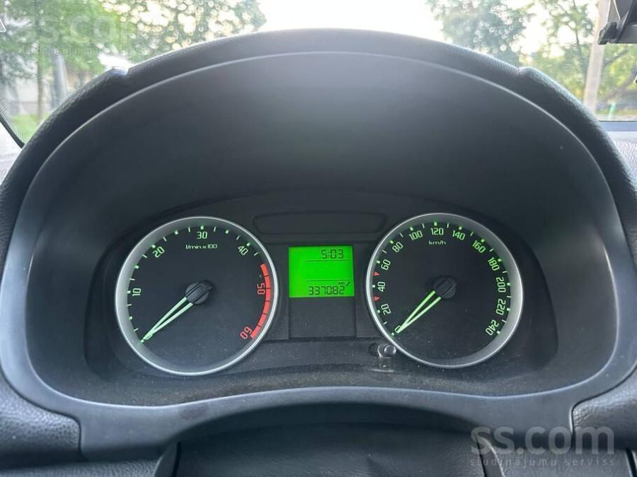 Zils Skoda Roomster 2007 Rīga, ar dzinēja tilpumu 1.90 L un nobraukumu 337 tūkst. km par 1500 €, foto 11 vietnē AUTOMOTO.COM.LV