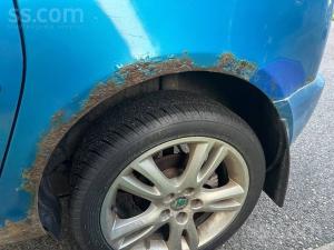 Zils Skoda Roomster 2007 Rīga, ar dzinēja tilpumu 1.90 L un nobraukumu 337 tūkst. km par 1500 €, foto 14 vietnē AUTOMOTO.COM.LV